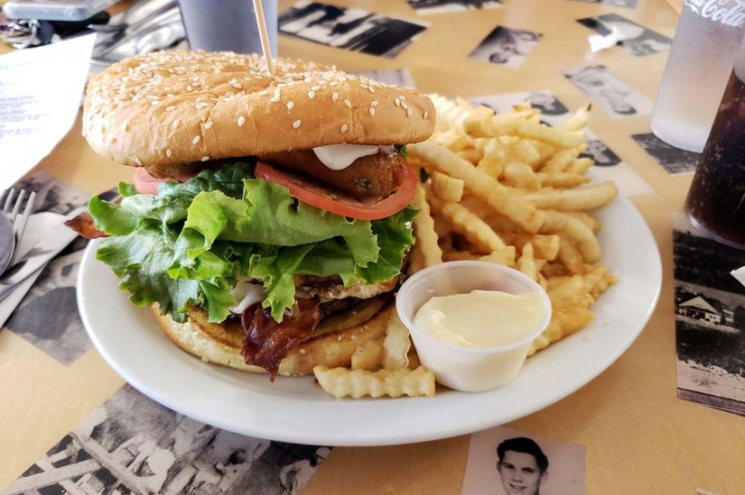 Best Roadside Restaurants in the United States