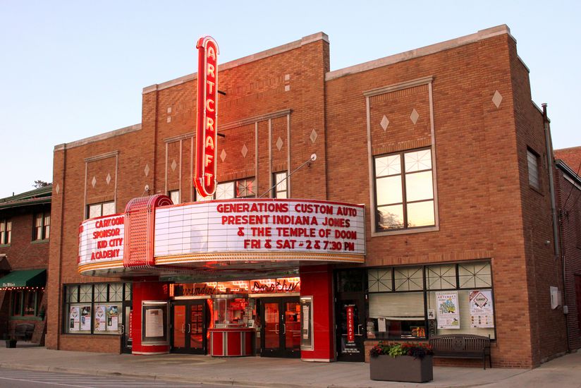 24 Old Movie Theaters Worth Visiting