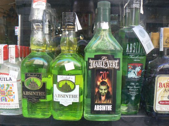 10 Best Absinthe Cocktails and the History of The Green Fairy