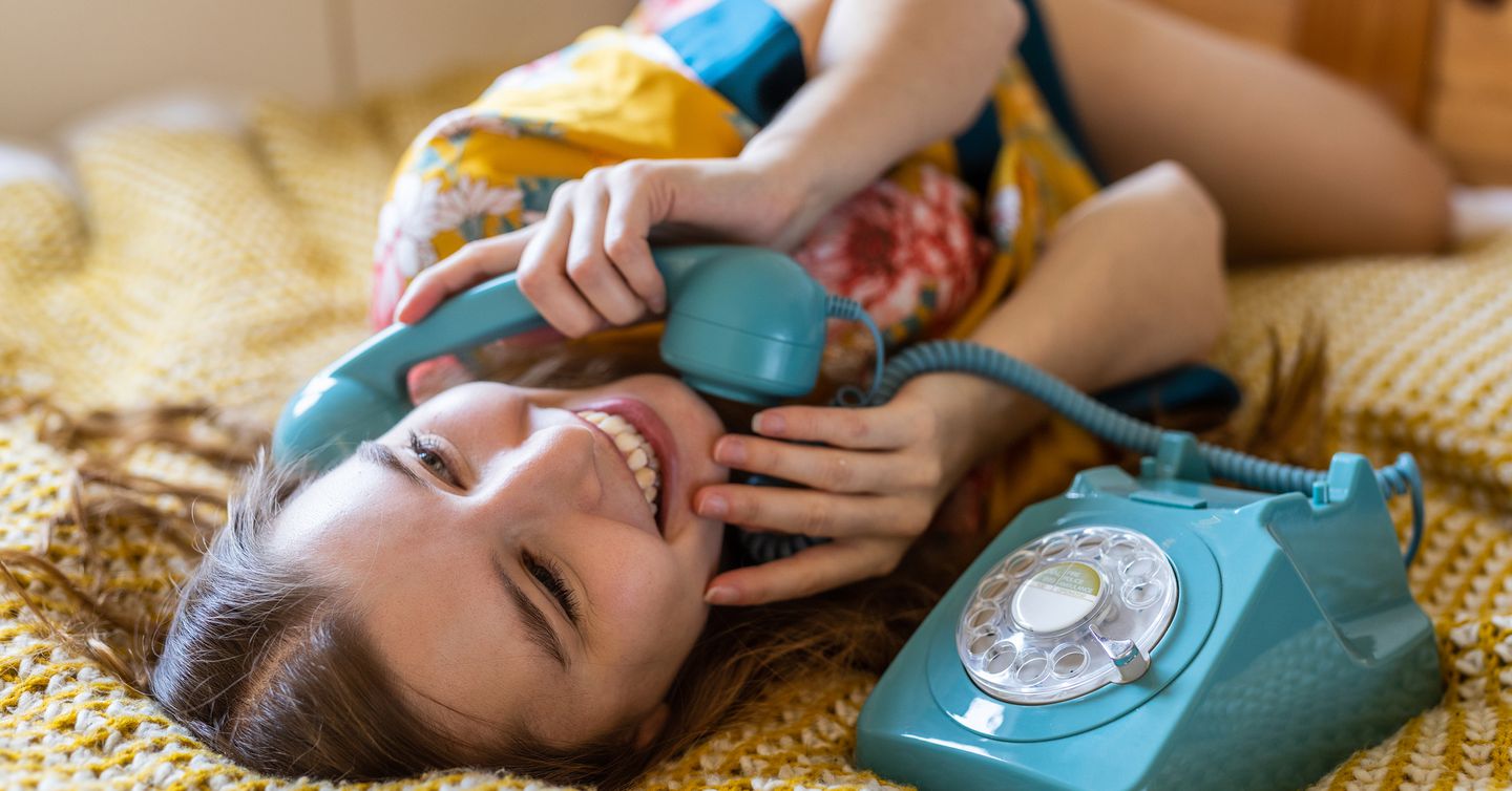 Kids Use Landline For the First Time, And It’s Making People Feel Old