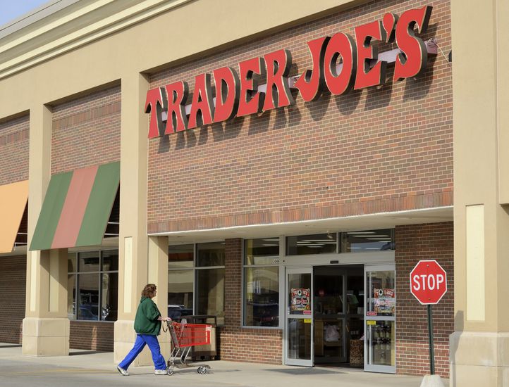 The Most Popular Grocery Stores In America Ranked the-most-popular-grocery-stores-in-america-ranked